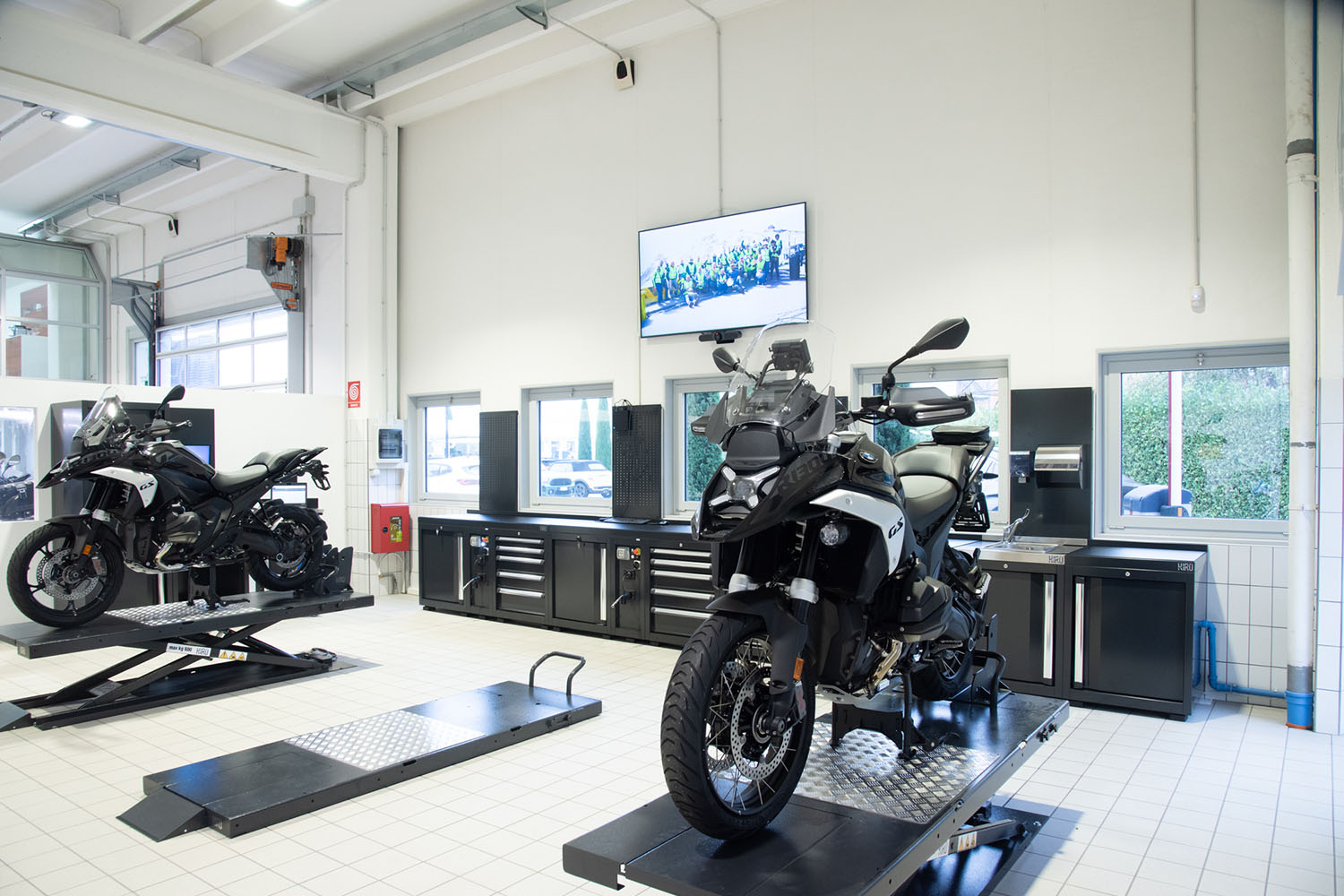 Motorcycle Workshop Equipment | A-FLO Equipment Australia